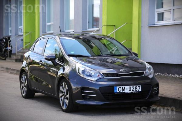 Grey Kia Rio 2016 in Riga, with an engine capacity of 1.40 L and mileage of 203 thousand km for 5995 €, photo 4 on AUTOMOTO.COM.LV