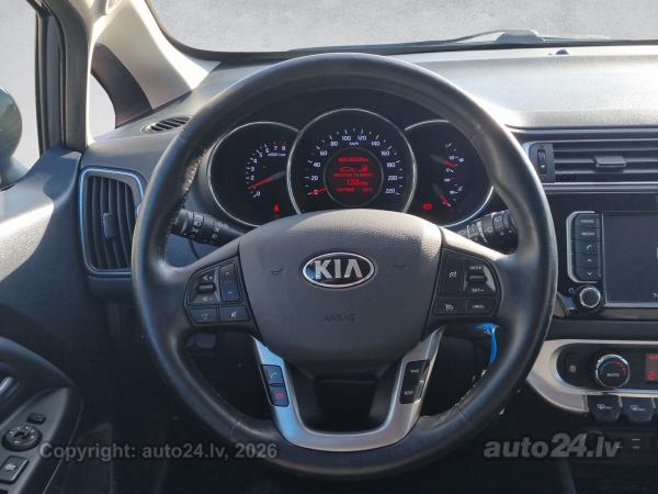 Pelēks Kia Rio 2016 Jehvi, ar dzinēja tilpumu 1.40 L un nobraukumu 158 tūkst. km par 5900 €, foto 6 vietnē AUTOMOTO.COM.LV