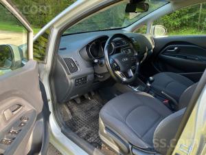 Pelēks Kia Rio 2016 Rīga, ar dzinēja tilpumu 1.20 L un nobraukumu 100 tūkst. km par 4900 €, foto 4 vietnē AUTOMOTO.COM.LV