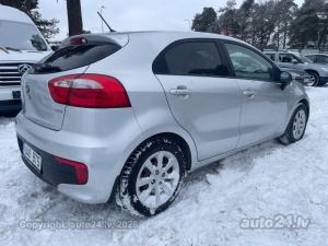 Pelēks Kia Rio 2017 Tallina, ar dzinēja tilpumu 1.10 L un nobraukumu 119 tūkst. km par 5990 €, foto 3 vietnē AUTOMOTO.COM.LV