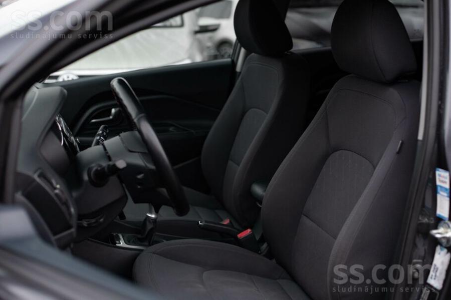 Grey Kia Rio 2017 in Riga, with an engine capacity of 1.20 L and mileage of 89 thousand km for 6990 €, photo 12 on AUTOMOTO.COM.LV