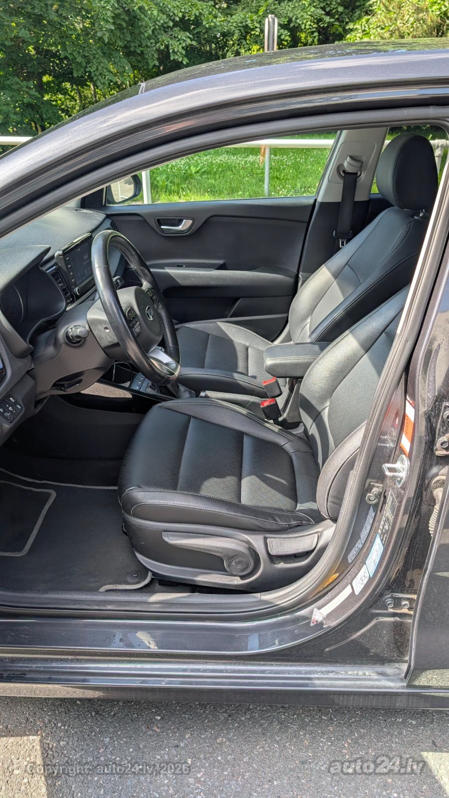 Pelēks Kia Rio 2017 Keila, ar dzinēja tilpumu 1.40 L un nobraukumu 83 tūkst. km par 8000 €, foto 7 vietnē AUTOMOTO.COM.LV
