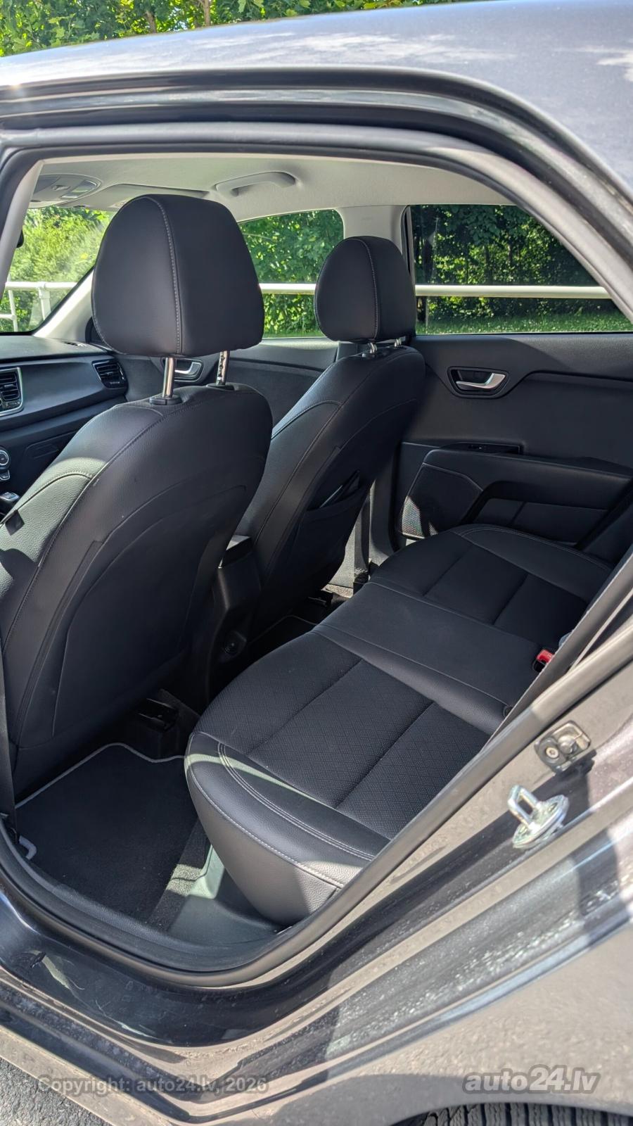 Pelēks Kia Rio 2017 Keila, ar dzinēja tilpumu 1.40 L un nobraukumu 83 tūkst. km par 8000 €, foto 8 vietnē AUTOMOTO.COM.LV