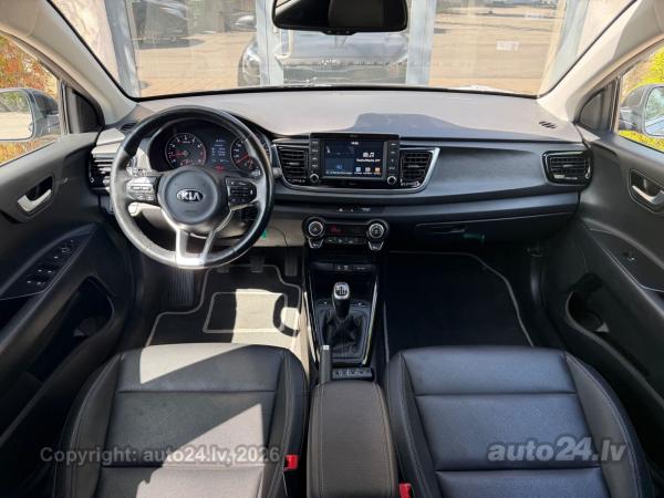 Grey Kia Rio 2017 in Tallinn, with an engine capacity of 1.40 L and mileage of 83 thousand km for 8490 €, photo 5 on AUTOMOTO.COM.LV
