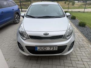 Pelēks Kia Rio 2017 Viļņa, ar dzinēja tilpumu 1.12 L un nobraukumu 163 tūkst. km par 4000 €, foto  vietnē AUTOMOTO.COM.LV