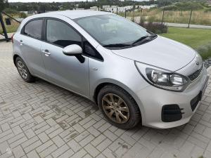 Pelēks Kia Rio 2017 Viļņa, ar dzinēja tilpumu 1.12 L un nobraukumu 163 tūkst. km par 4000 €, foto 4 vietnē AUTOMOTO.COM.LV