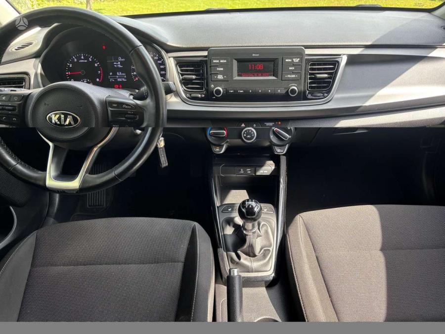 Grey Kia Rio 2017 in Vilnius, with an engine capacity of 1.25 L and mileage of 85 thousand km for 6600 €, photo 9 on AUTOMOTO.COM.LV