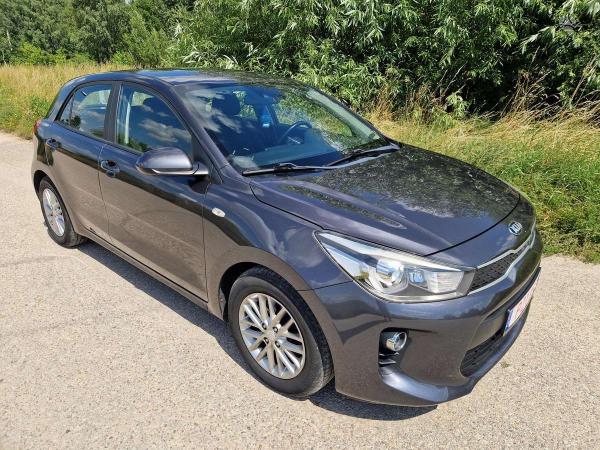 Pelēks Kia Rio 2018 Viļņa, ar dzinēja tilpumu 1.40 L un nobraukumu 248 tūkst. km par 5500 €, foto 3 vietnē AUTOMOTO.COM.LV