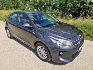 Pelēks Kia Rio 2018 Viļņa, ar dzinēja tilpumu 1.40 L un nobraukumu 248 tūkst. km par 5500 €, foto 4 vietnē AUTOMOTO.COM.LV