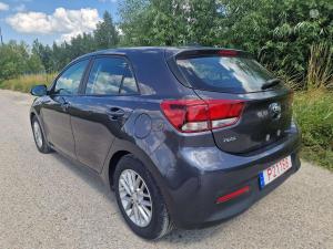 Pelēks Kia Rio 2018 Viļņa, ar dzinēja tilpumu 1.40 L un nobraukumu 248 tūkst. km par 5500 €, foto 8 vietnē AUTOMOTO.COM.LV