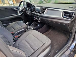 Pelēks Kia Rio 2018 Viļņa, ar dzinēja tilpumu 1.40 L un nobraukumu 248 tūkst. km par 5500 €, foto 15 vietnē AUTOMOTO.COM.LV