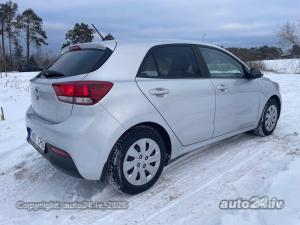 Pelēks Kia Rio 2019 Tallina, ar dzinēja tilpumu 1.20 L un nobraukumu 106 tūkst. km par 7990 €, foto 6 vietnē AUTOMOTO.COM.LV