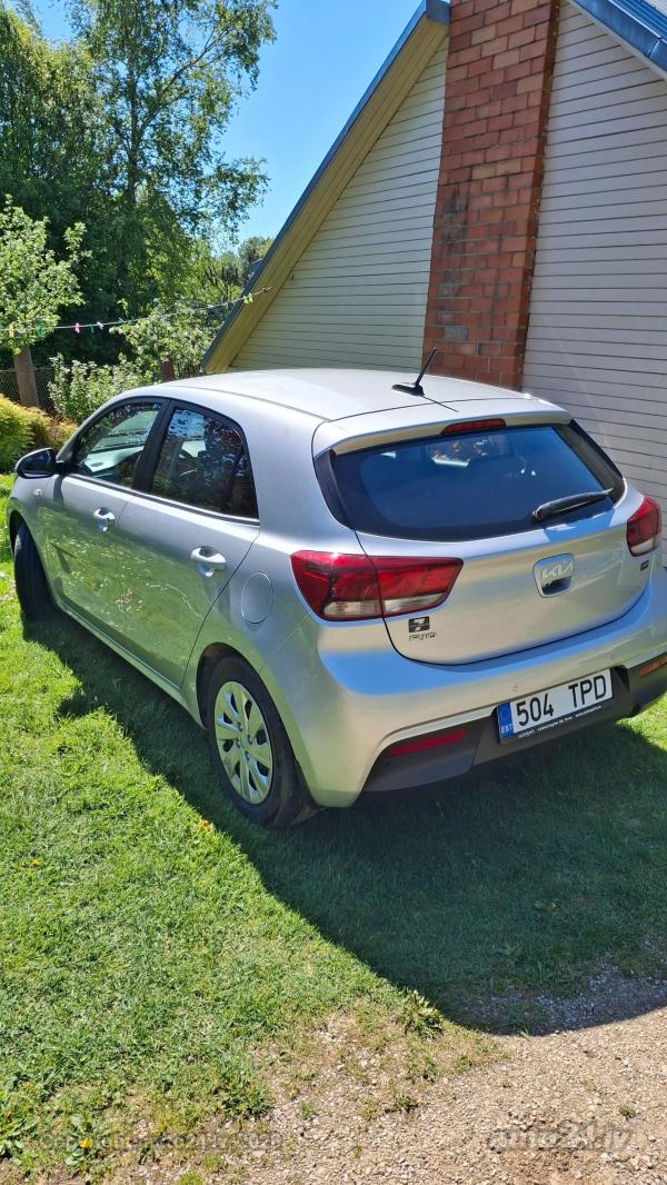 Pelēks Kia Rio 2023 Tartu, ar dzinēja tilpumu 1.20 L un nobraukumu 9 tūkst. km par 15900 €, foto 2 vietnē AUTOMOTO.COM.LV