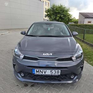 Grey Kia Rio 2023 in Kaunas, with an engine capacity of 1.20 L and mileage of 48 thousand km for 11500 €, photo 7 on AUTOMOTO.COM.LV
