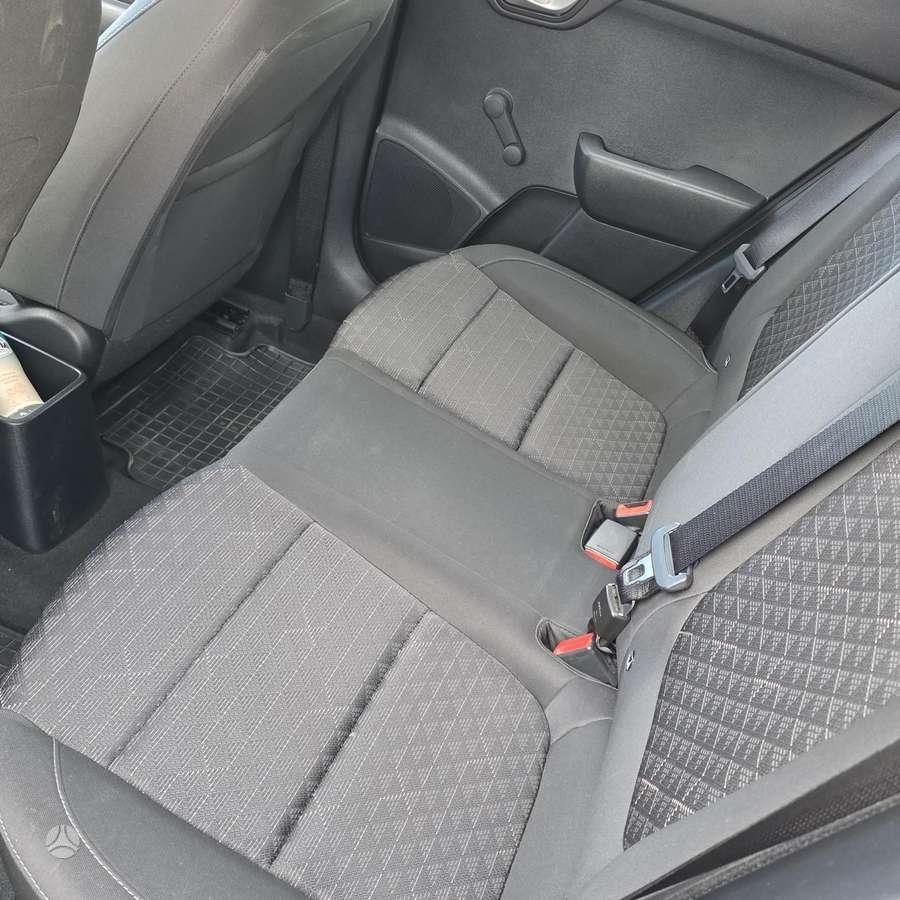 Grey Kia Rio 2023 in Kaunas, with an engine capacity of 1.20 L and mileage of 48 thousand km for 11500 €, photo 8 on AUTOMOTO.COM.LV