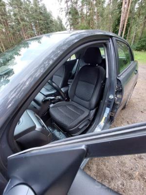 Grey Kia Rio 2023 in Riga, with an engine capacity of 1.00 L and mileage of 98 thousand km for 13200 €, photo 10 on AUTOMOTO.COM.LV