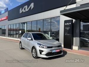 Grey Kia Rio 2024 in Voru, with an engine capacity of 1.00 L and mileage of 49 thousand km for 16900 €, photo  on AUTOMOTO.COM.LV