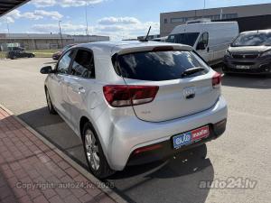 Pelēks Kia Rio 2024 Veru, ar dzinēja tilpumu 1.00 L un nobraukumu 49 tūkst. km par 16900 €, foto 7 vietnē AUTOMOTO.COM.LV