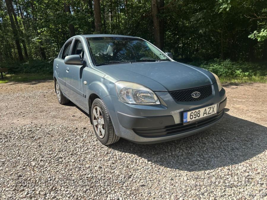 Pelēks Kia Rio 2007 Tallina, ar dzinēja tilpumu 1.40 L un nobraukumu 155 tūkst. km par 1600 €, foto 3 vietnē AUTOMOTO.COM.LV