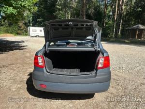 Pelēks Kia Rio 2007 Tallina, ar dzinēja tilpumu 1.40 L un nobraukumu 155 tūkst. km par 1600 €, foto 7 vietnē AUTOMOTO.COM.LV