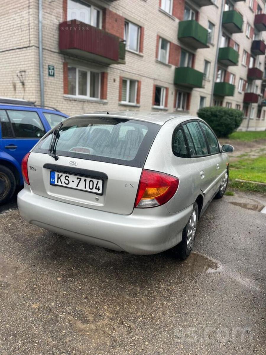 Pelēks Kia Rio 2002 Aizkraukle, ar dzinēja tilpumu 1.60 L un nobraukumu 153 tūkst. km par 820 €, foto 4 vietnē AUTOMOTO.COM.LV
