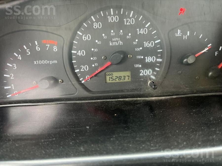 Pelēks Kia Rio 2002 Aizkraukle, ar dzinēja tilpumu 1.60 L un nobraukumu 153 tūkst. km par 820 €, foto 8 vietnē AUTOMOTO.COM.LV