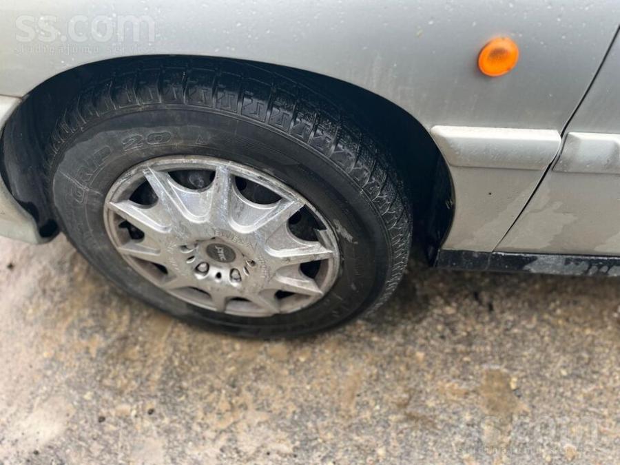 Pelēks Kia Rio 2002 Aizkraukle, ar dzinēja tilpumu 1.60 L un nobraukumu 153 tūkst. km par 820 €, foto 9 vietnē AUTOMOTO.COM.LV