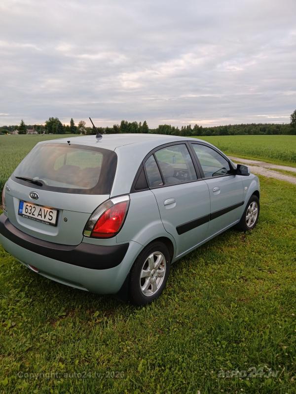 Kia Rio 2005 in Narva, with an engine capacity of 1.40 L and mileage of 133 thousand km for 2200 €, photo 6 on AUTOMOTO.COM.LV