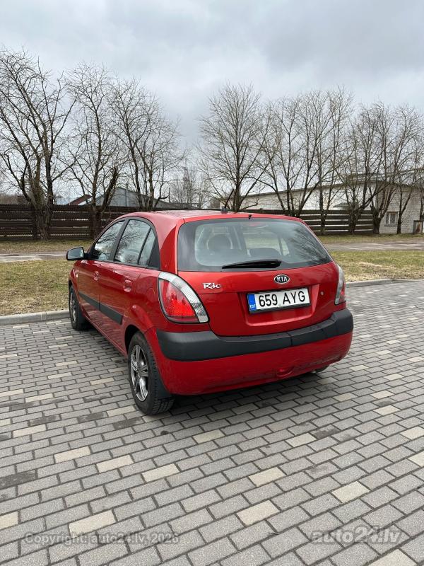 Kia Rio 2007 in Tartu, with an engine capacity of 1.40 L and mileage of 211 thousand km for 999 €, photo 3 on AUTOMOTO.COM.LV