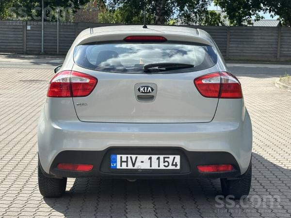 Kia Rio 2012 in Jelgava, with an engine capacity of 1.40 L and mileage of 173 thousand km for 2990 €, photo 5 on AUTOMOTO.COM.LV