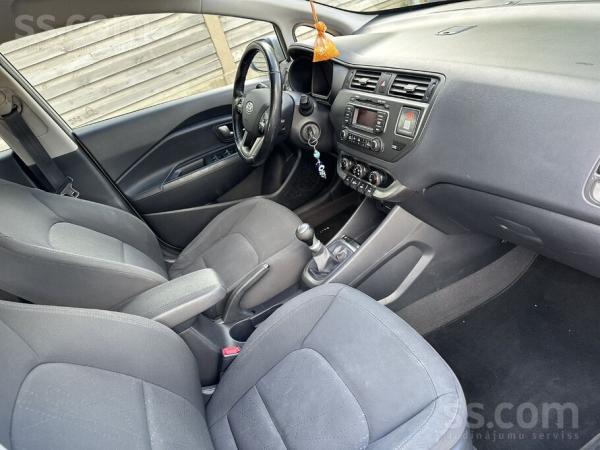 Kia Rio 2012 in Jelgava, with an engine capacity of 1.40 L and mileage of 173 thousand km for 2990 €, photo 10 on AUTOMOTO.COM.LV