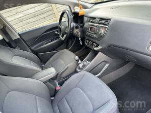 Kia Rio 2012 in Jelgava, with an engine capacity of 1.40 L and mileage of 173 thousand km for 2990 €, photo 10 on AUTOMOTO.COM.LV