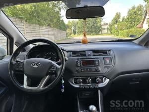 Kia Rio 2012 in Jelgava, with an engine capacity of 1.40 L and mileage of 173 thousand km for 2990 €, photo 11 on AUTOMOTO.COM.LV
