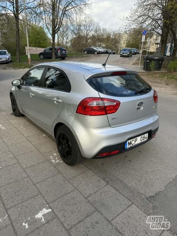 Kia Rio 2012 Viļņa, ar dzinēja tilpumu 1.10 L un nobraukumu 200 tūkst. km par 3500 €, foto 3 vietnē AUTOMOTO.COM.LV