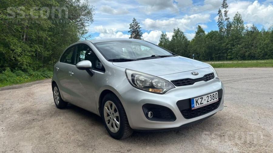 Kia Rio 2013 Ogre, ar dzinēja tilpumu 1.10 L un nobraukumu 262 tūkst. km par 2600 €, foto 4 vietnē AUTOMOTO.COM.LV
