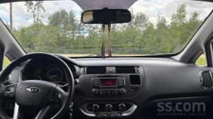 Kia Rio 2013 Ogre, ar dzinēja tilpumu 1.10 L un nobraukumu 262 tūkst. km par 2600 €, foto 8 vietnē AUTOMOTO.COM.LV
