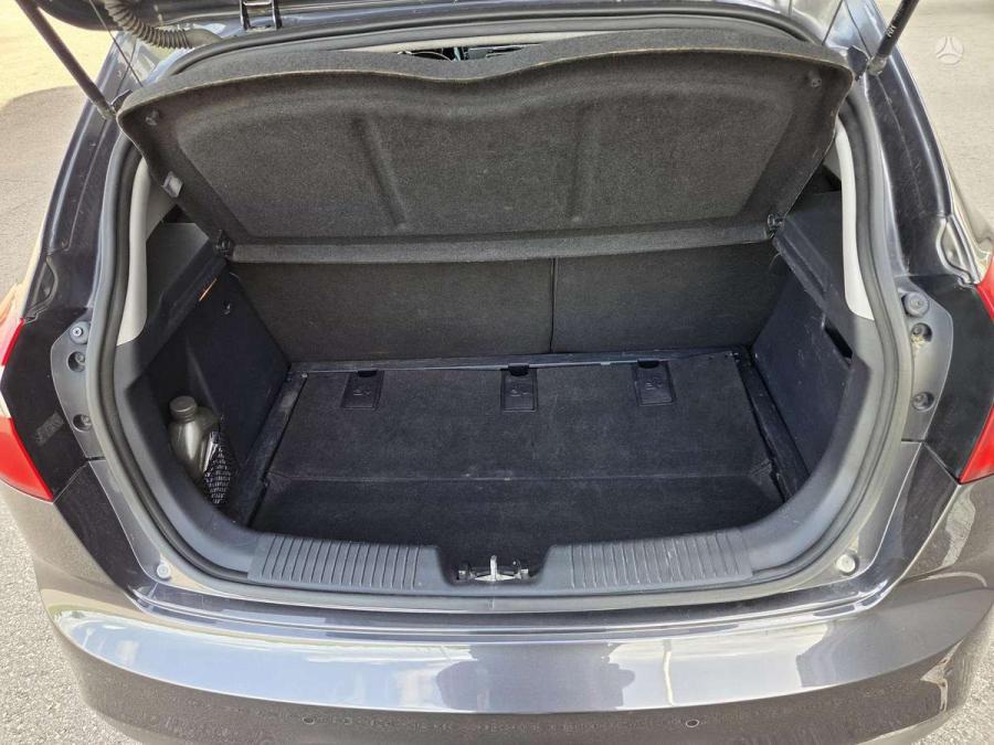 Kia Rio 2013 Kuršėnai, ar dzinēja tilpumu 1.40 L un nobraukumu 127 tūkst. km par 3900 €, foto 12 vietnē AUTOMOTO.COM.LV