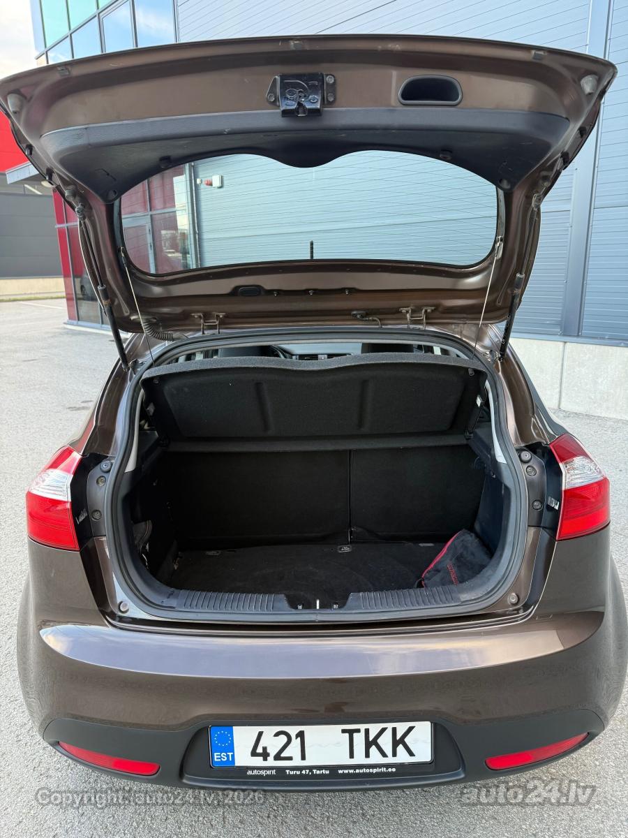 Kia Rio 2013 in Tallinn, with an engine capacity of 1.20 L and mileage of 153 thousand km for 4490 €, photo 7 on AUTOMOTO.COM.LV