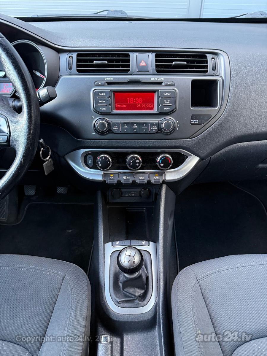 Kia Rio 2013 in Tallinn, with an engine capacity of 1.20 L and mileage of 153 thousand km for 4490 €, photo 14 on AUTOMOTO.COM.LV