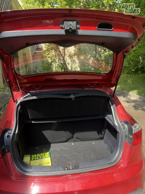 Kia Rio 2014 in Vilnius, with an engine capacity of 1.10 L and mileage of 175 thousand km for 2600 €, photo 7 on AUTOMOTO.COM.LV