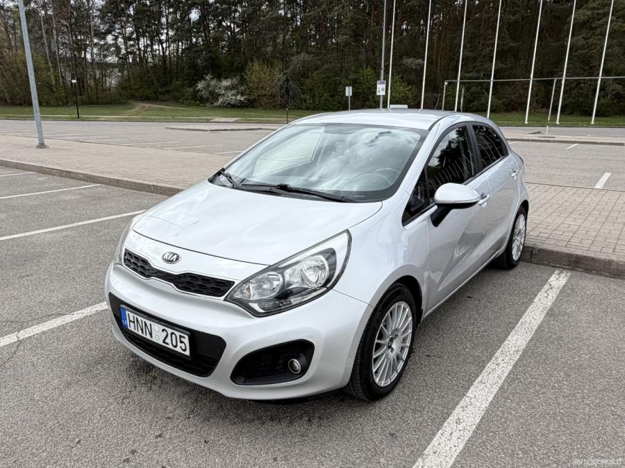 Kia Rio 2015 in Vilnius, with an engine capacity of 1.12 L and mileage of 211 thousand km for 2900 €, photo 1 on AUTOMOTO.COM.LV