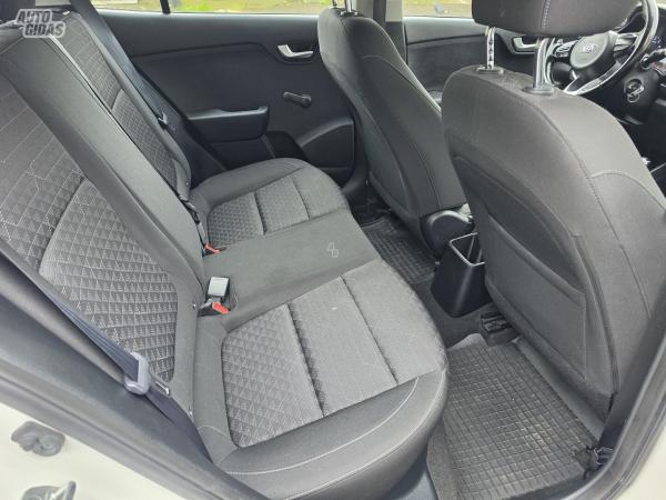 Kia Rio 2017 in Panevezys, with an engine capacity of 1.30 L and mileage of 190 thousand km for 5000 €, photo 7 on AUTOMOTO.COM.LV