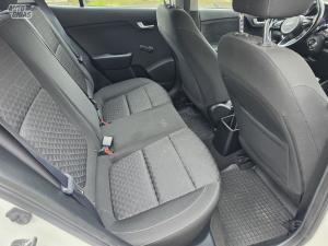 Kia Rio 2017 in Panevezys, with an engine capacity of 1.30 L and mileage of 190 thousand km for 5000 €, photo 8 on AUTOMOTO.COM.LV
