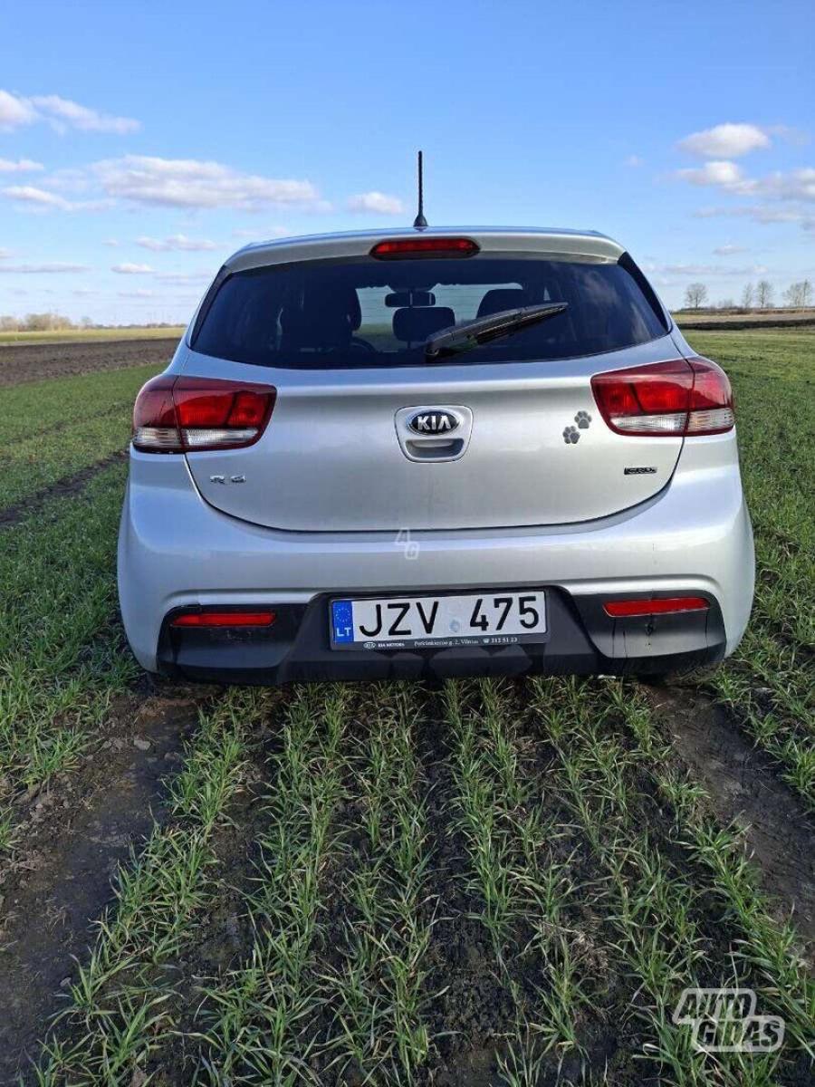 Kia Rio 2017 in Vilkaviskis, with an engine capacity of 1.40 L and mileage of 222 thousand km for 4200 €, photo 3 on AUTOMOTO.COM.LV