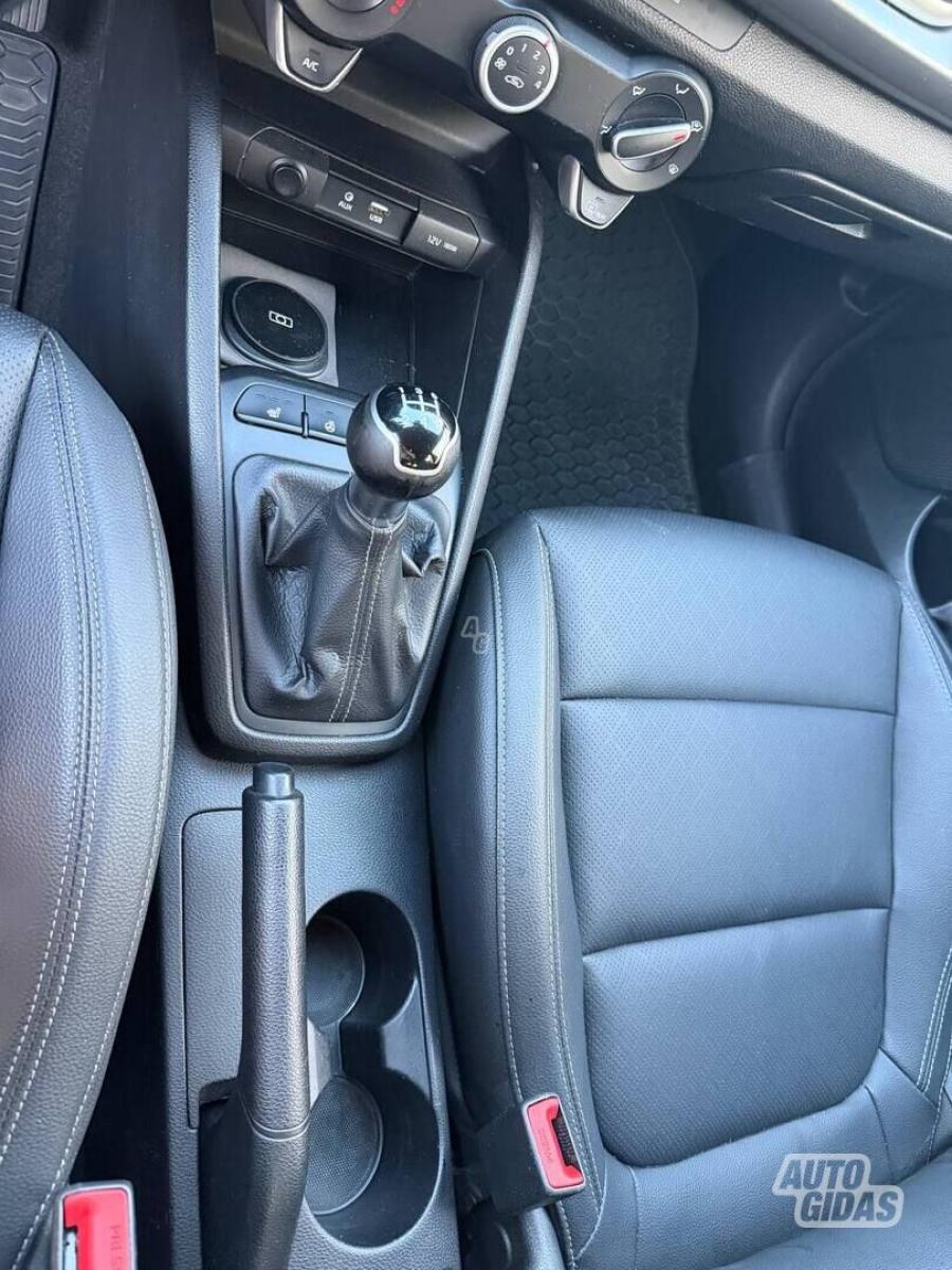 Kia Rio 2018 in Klaipeda, with an engine capacity of 1.20 L and mileage of 245 thousand km for 6500 €, photo 21 on AUTOMOTO.COM.LV