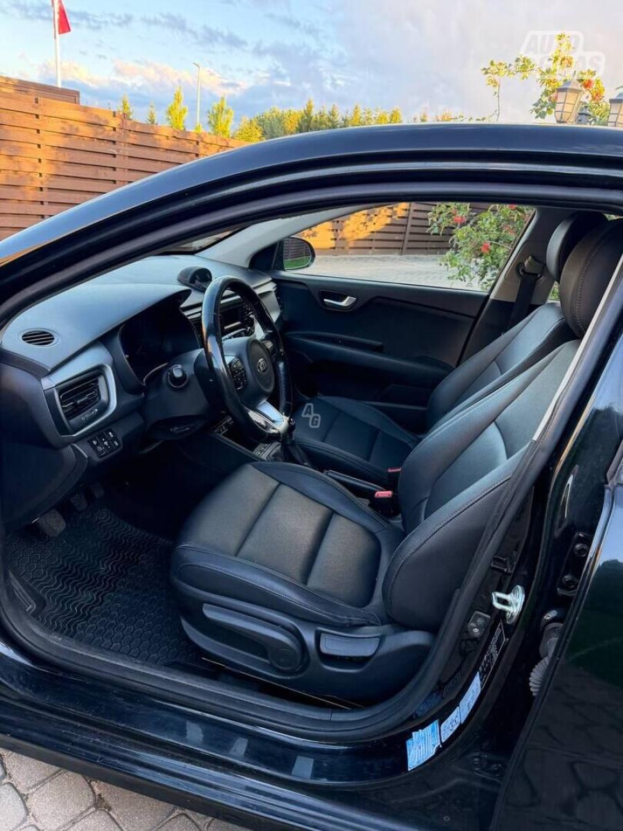 Kia Rio 2018 in Klaipeda, with an engine capacity of 1.20 L and mileage of 245 thousand km for 6500 €, photo 28 on AUTOMOTO.COM.LV