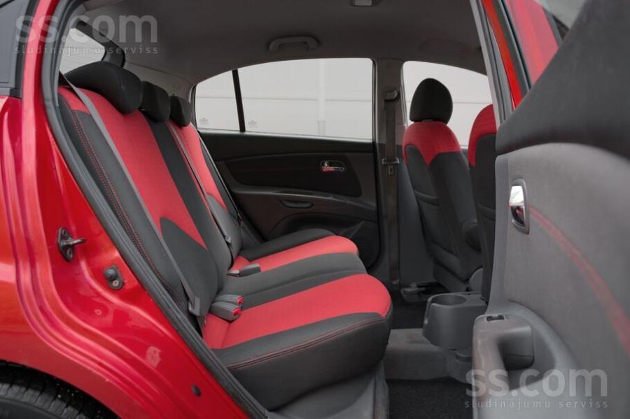 Red Kia Rio 2005 in Riga, with an engine capacity of 1.60 L and mileage of 113 thousand km for 2950 €, photo 13 on AUTOMOTO.COM.LV