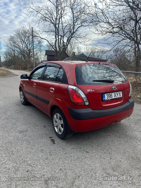 Sarkans Kia Rio 2007 Tallina, ar dzinēja tilpumu 1.40 L un nobraukumu 189 tūkst. km par 899 €, foto 5 vietnē AUTOMOTO.COM.LV