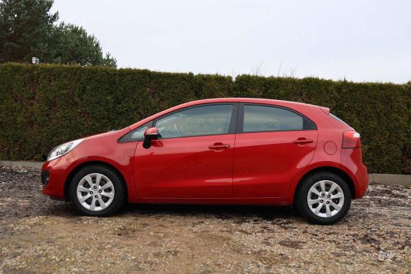Sarkans Kia Rio 2012 Alīta, ar dzinēja tilpumu 1.10 L un nobraukumu 242 tūkst. km par 2550 €, foto 7 vietnē AUTOMOTO.COM.LV
