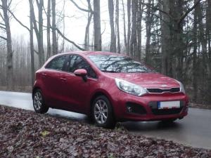 Sarkans Kia Rio 2012 Kaišiadorys, ar dzinēja tilpumu 1.12 L un nobraukumu 480 tūkst. km par 1950 €, foto  vietnē AUTOMOTO.COM.LV